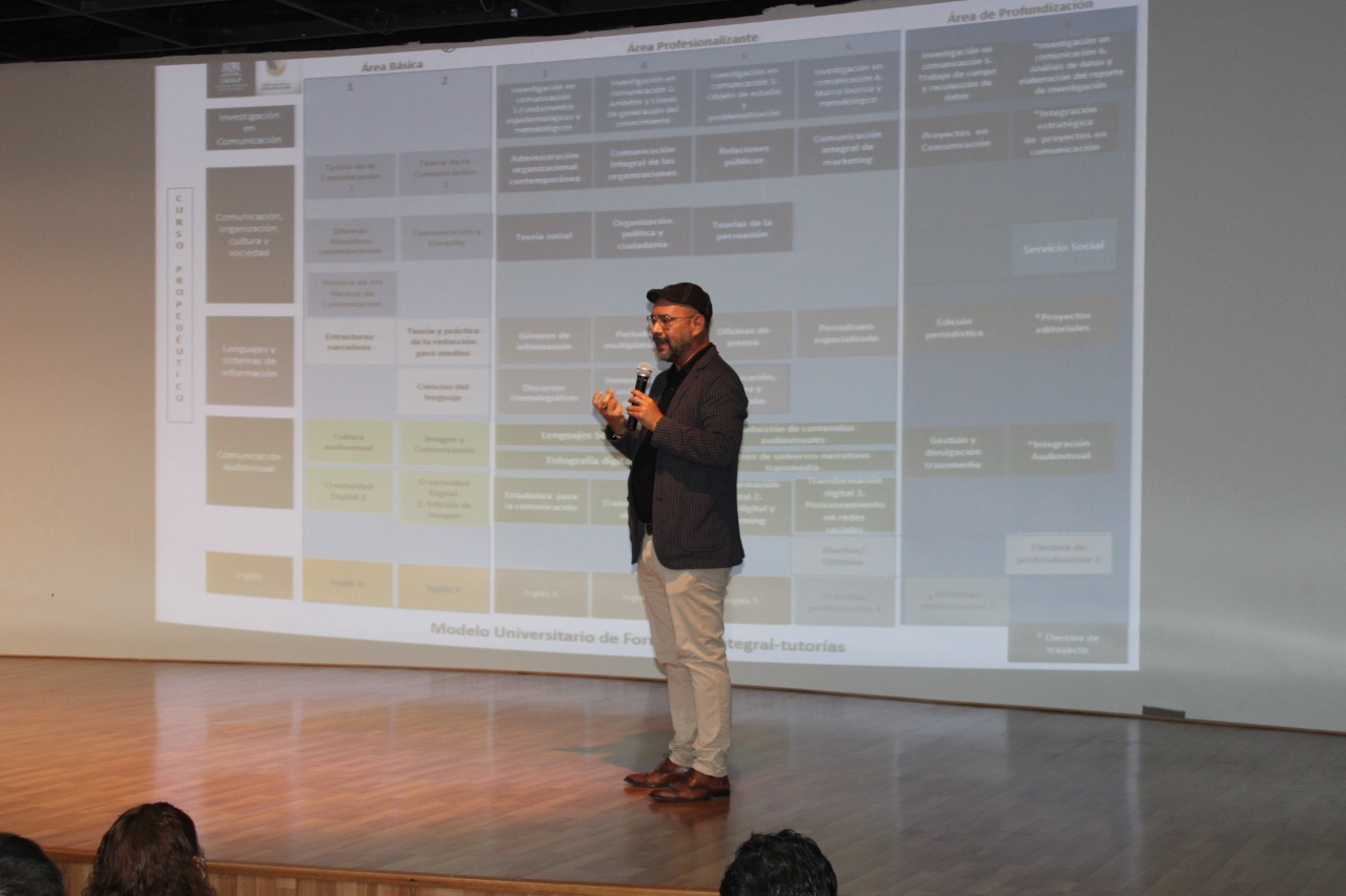 Presentación del nuevo Plan Curricular - UASLP